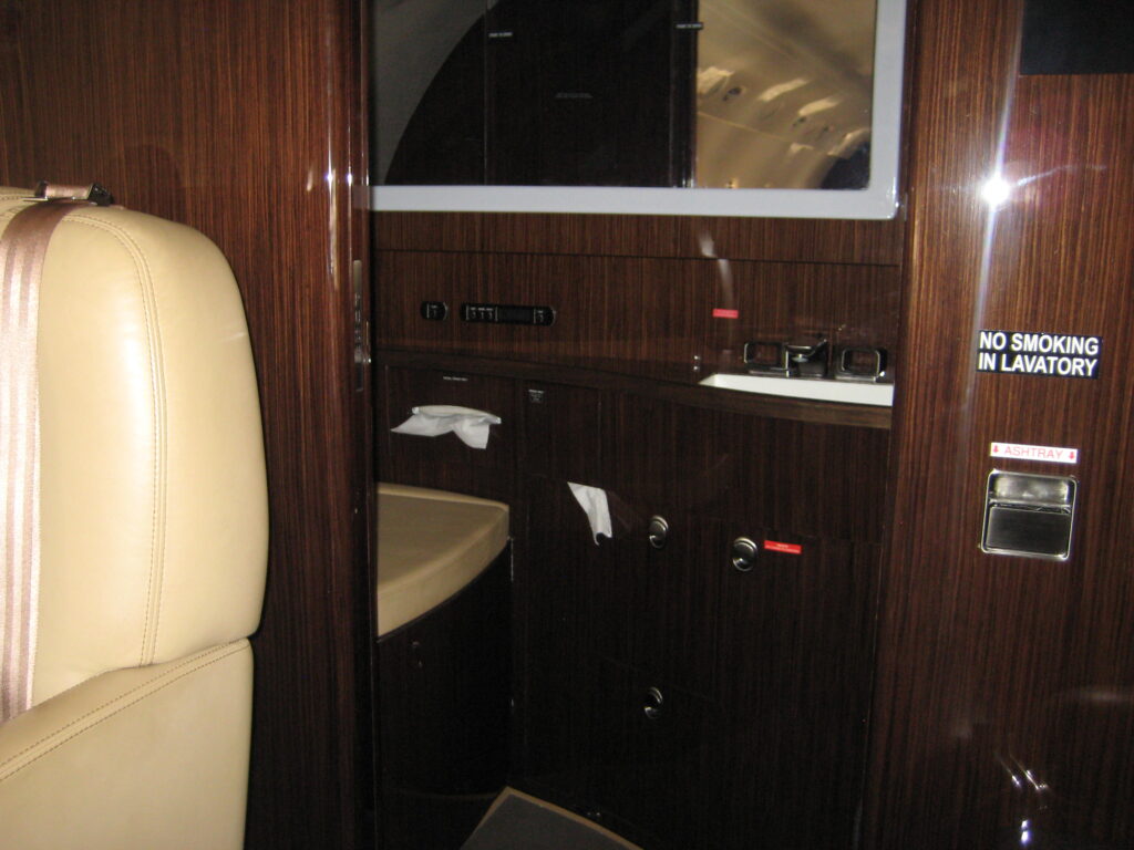 2005 Gulfstream G200 – USMS Sale – Risk Mondial Aviation & Recovery