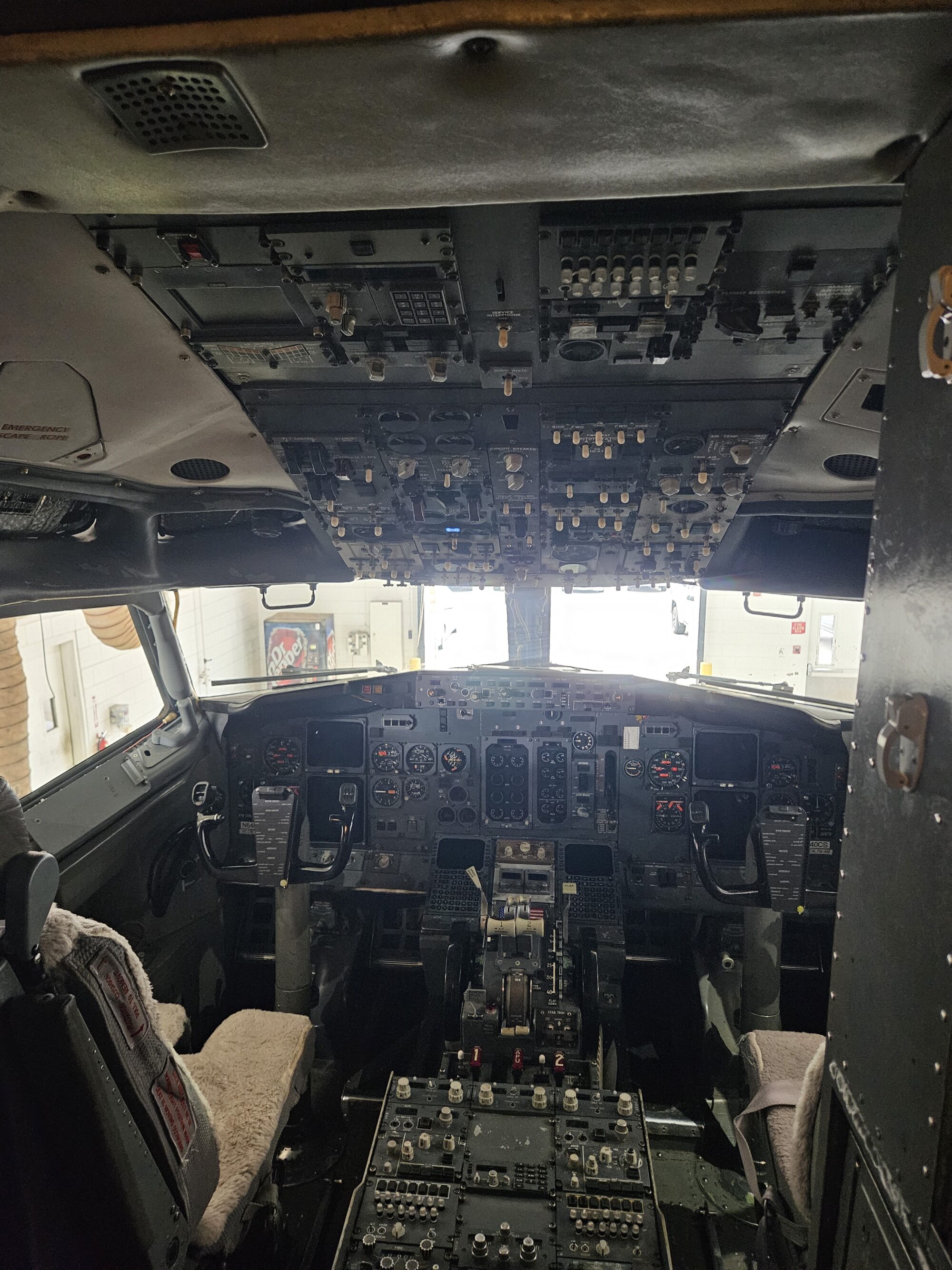 1993 Boeing 737-400 – JPATS Sale – Risk Mondial Aviation & Recovery