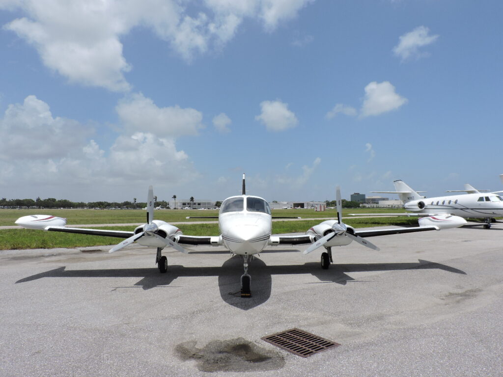 1974 Cessna Golden Eagle 421B – USMS Sale – Risk Mondial Aviation ...