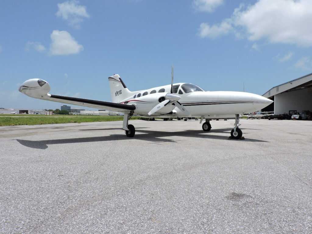 1974 Cessna Golden Eagle 421B – USMS Sale – Risk Mondial Aviation ...
